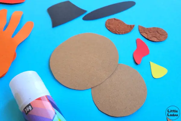 Turkey Handprint Craft {Free Template}