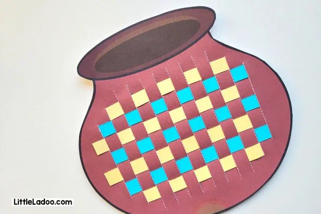 Paper Weaving Crafts for kids {Craft Templates for all}