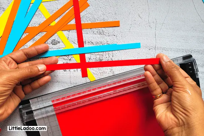 Paper Weaving Heart Craft - Little Ladoo