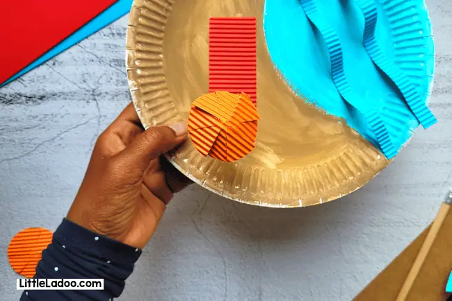 Paper Plate Beach Craft for Kids of all Ages!