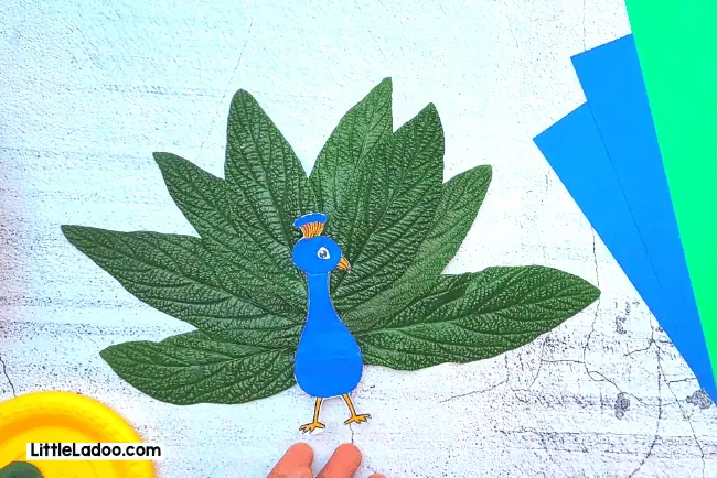 Leaf Peacock Craft {Free Template}