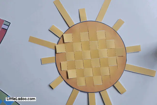 Summer Paper Weaving Crafts - 3 Fun Summer Crafts