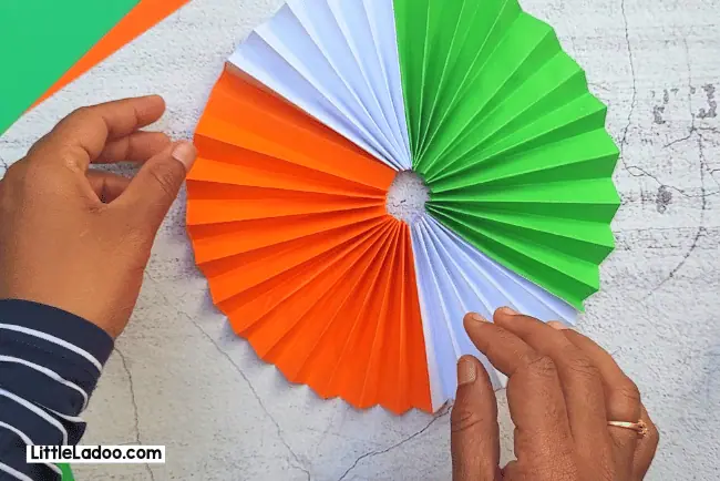 India Flag Tricolour Paper Craft {Free Chakra Template}