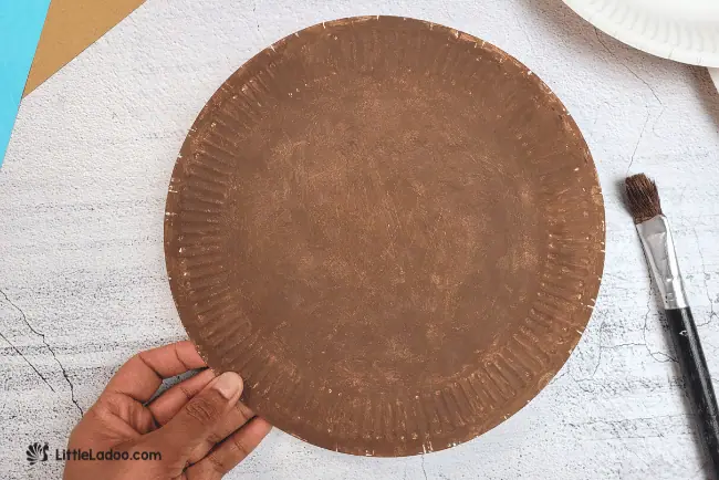 Paper Plate Walrus Craft {Free Template}