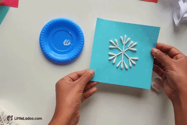 Q-Tip Snowflake Craft {Free Templates}