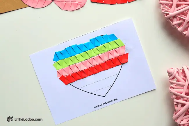 Zig Zag Paper Heart Craft {Free Template}