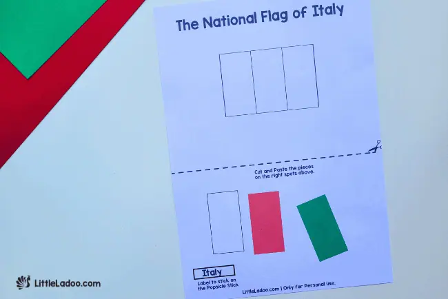 Cut and Paste Italy Flag Craft {Free printable}