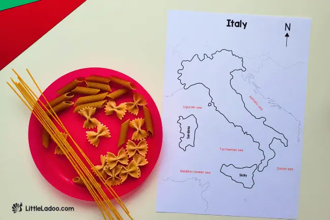 Italy Map Craft {Free Italy Map}