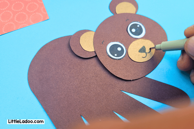 Handprint Bear Craft {Free Template}