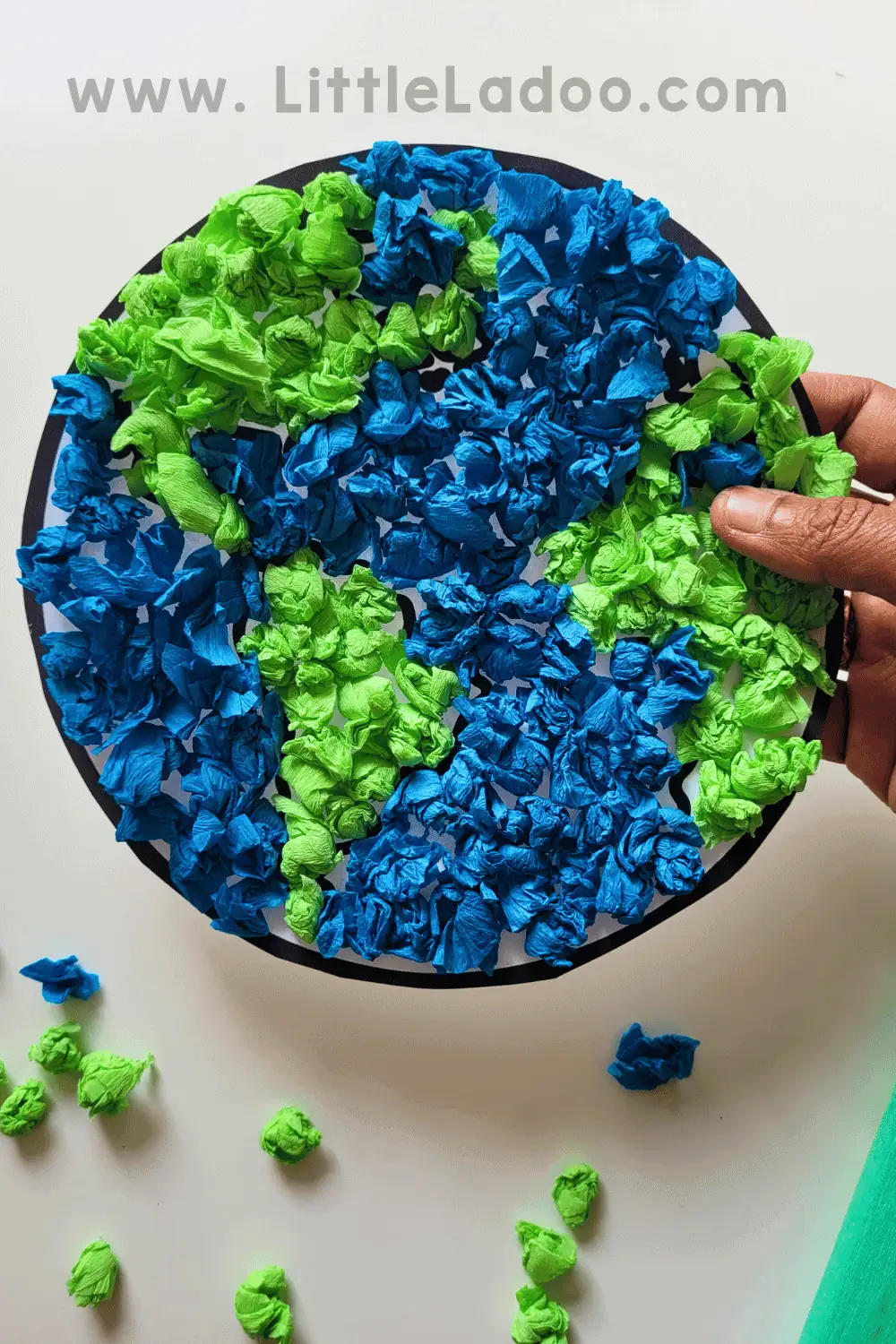 Crumpled Paper Earth Craft {Free Template}