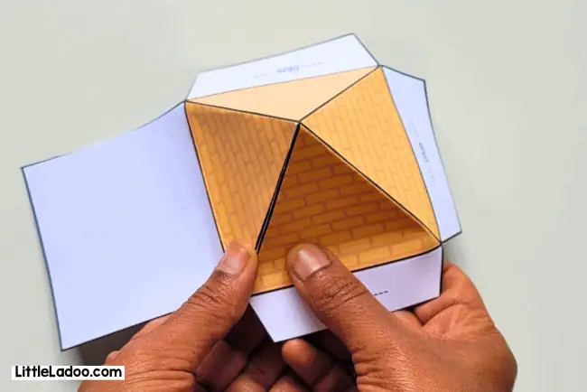 Egyptian Pyramid Craft {With a Printable}